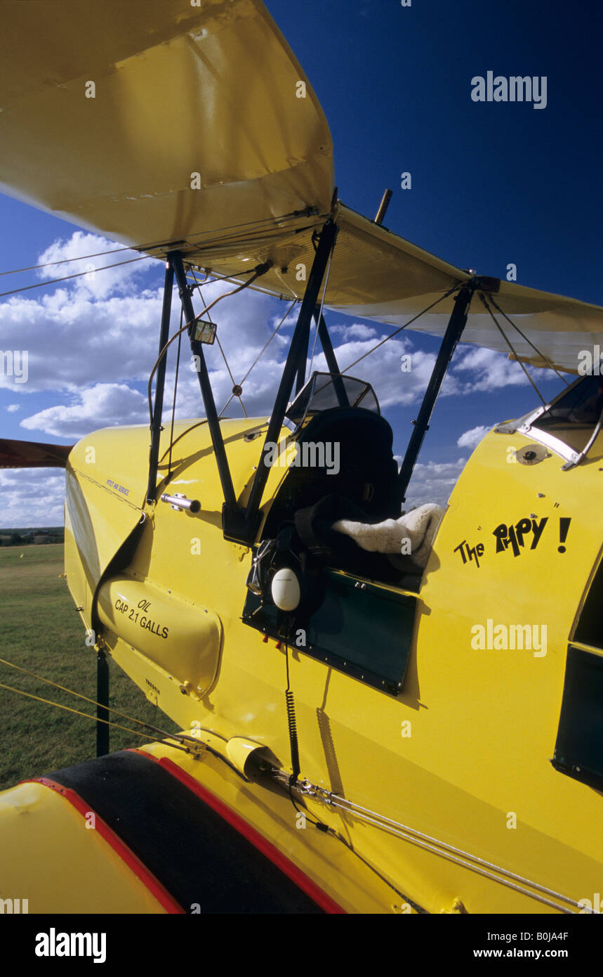 Old British trainer biplane De Havilland DH-82c Tiger Moth Stock Photo ...