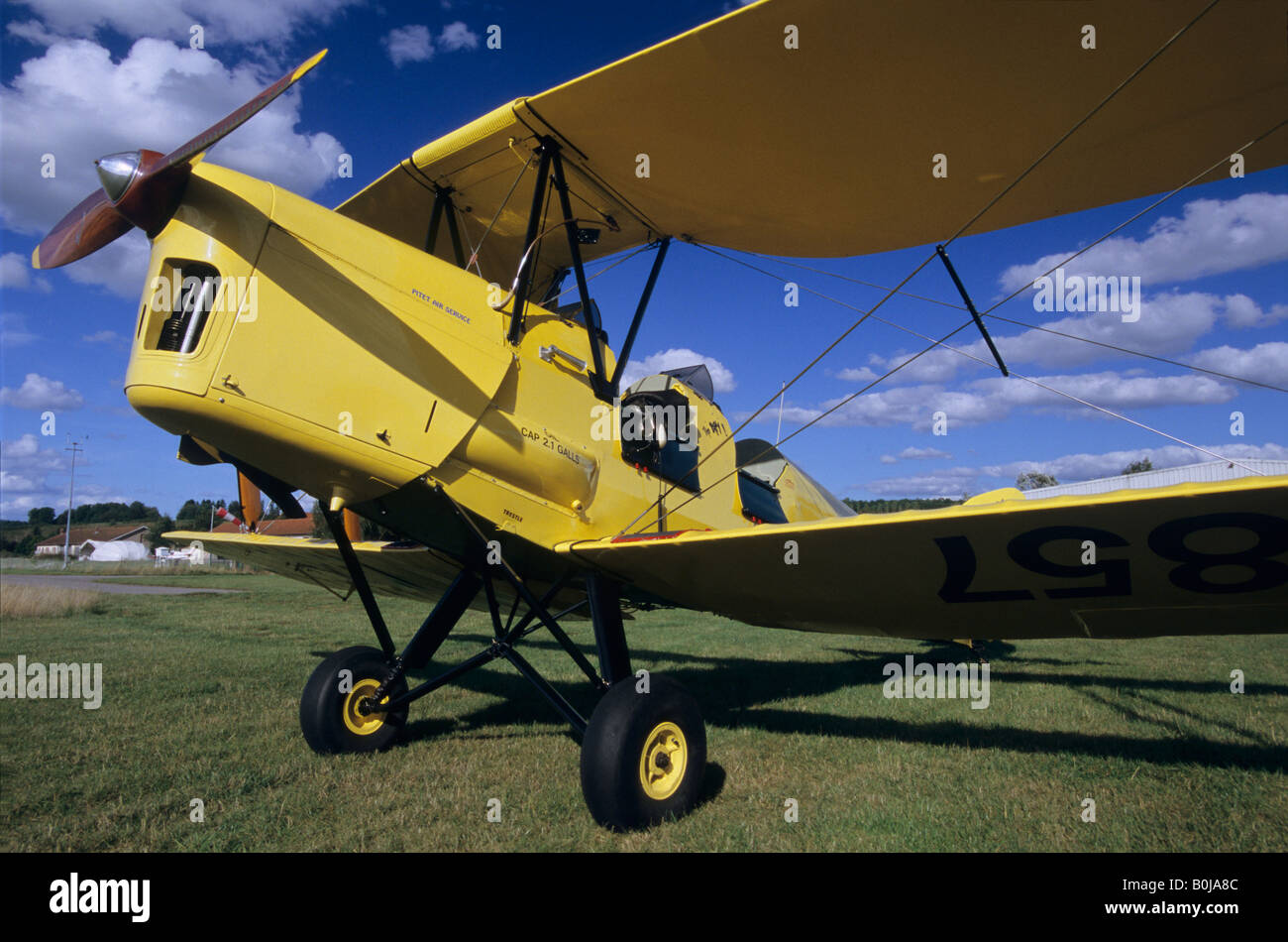 Old British trainer biplane De Havilland DH-82c Tiger Moth Stock Photo ...