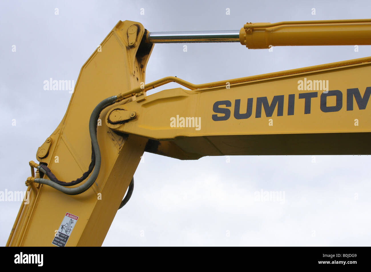 "Elbow" joint on heavy machinery digger arm Stock Photo - Alamy