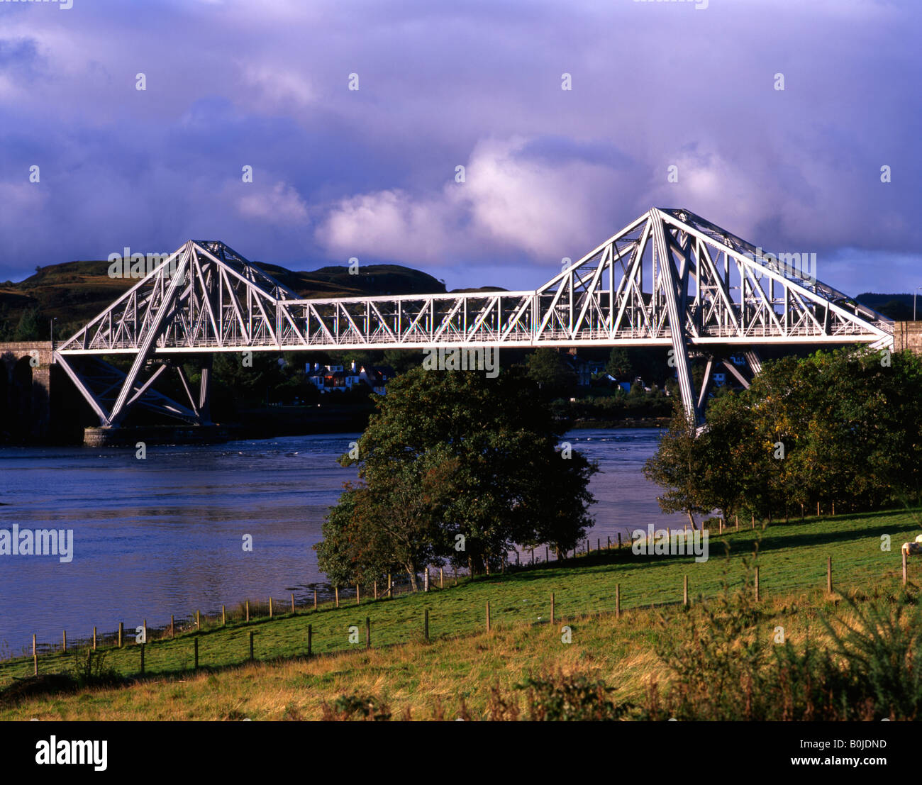 North connel bridge hi-res stock photography and images - Alamy