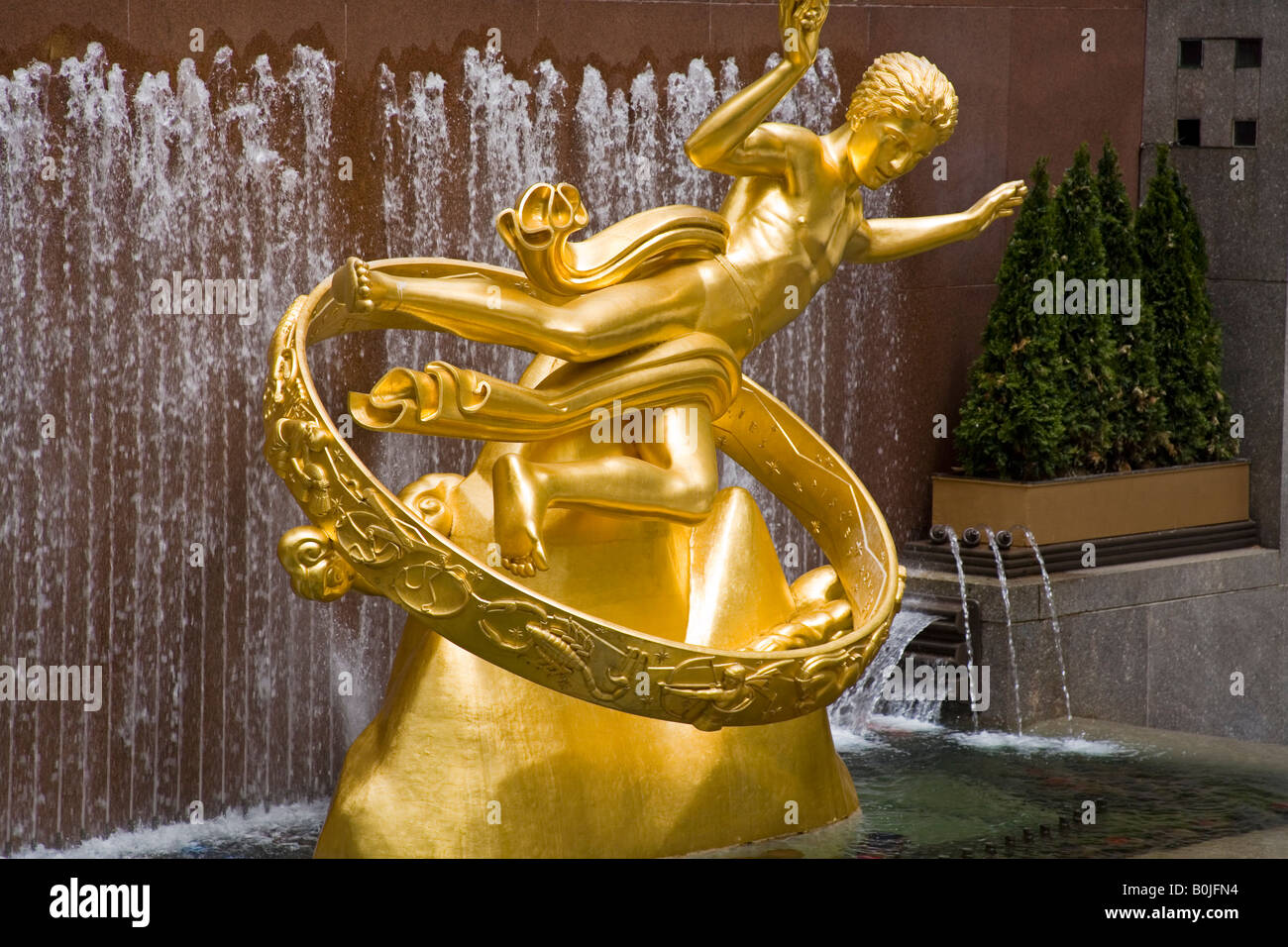 Prometheus Statue in Rockefeller Center Midtown Manhattan New York City ...