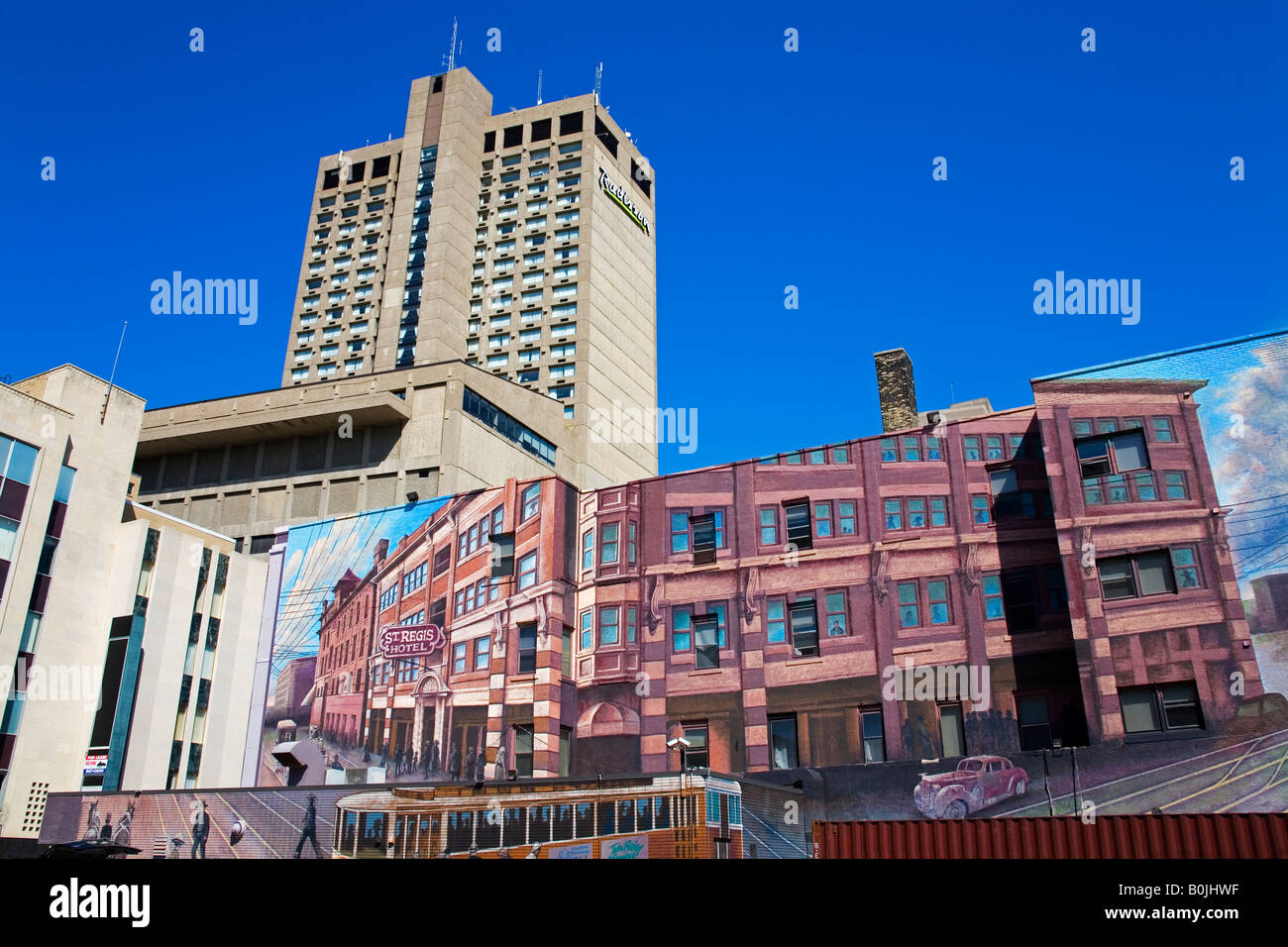 Radisson hotel winnipeg hi-res stock photography and images - Alamy