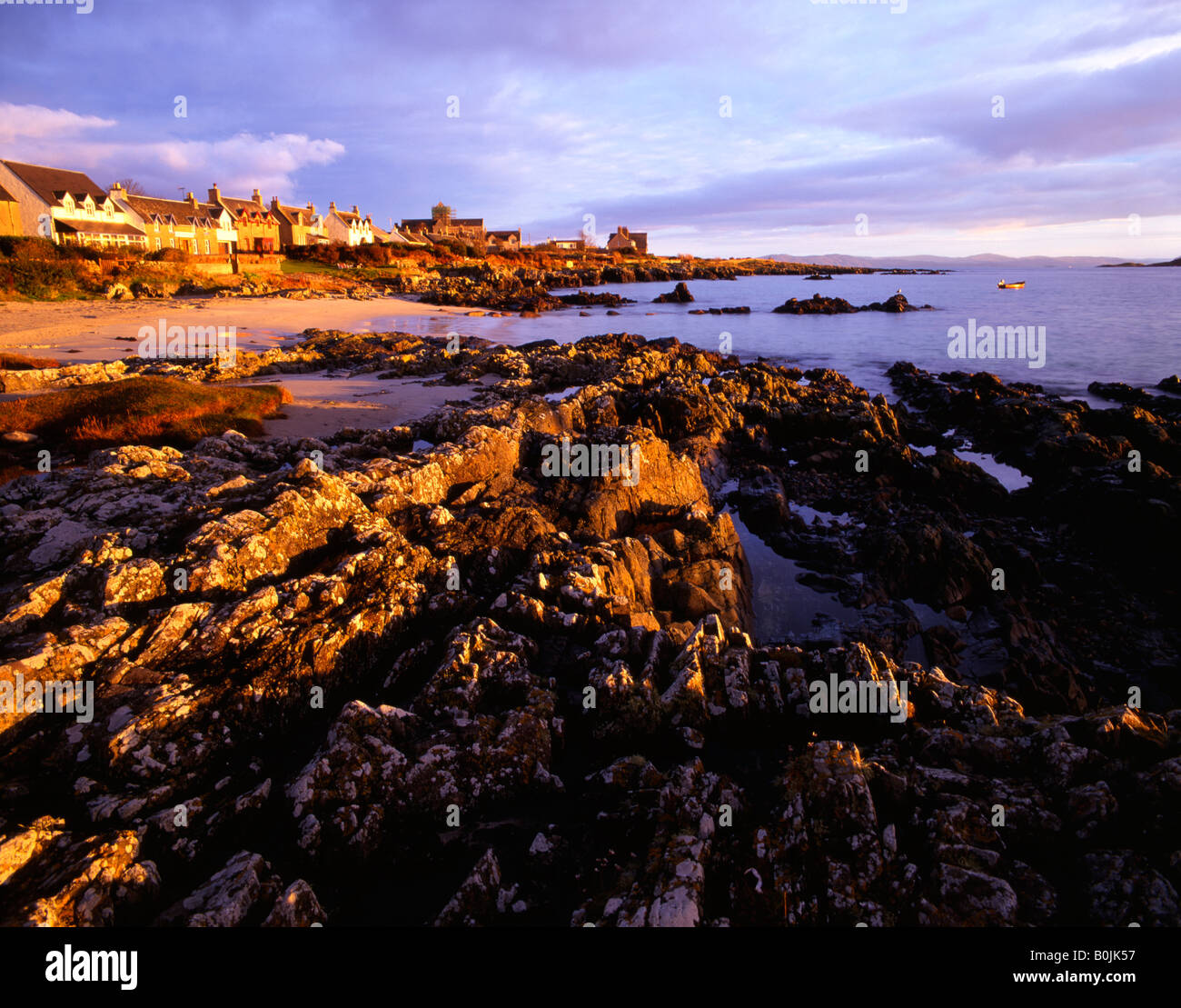 Dawn light on the shoreline, Iona, Mull, Scotland, UK Stock Photo - Alamy