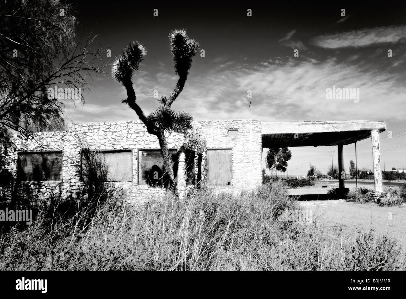 Potapov s Service Station Route 66 Victorville California USA Stock ...