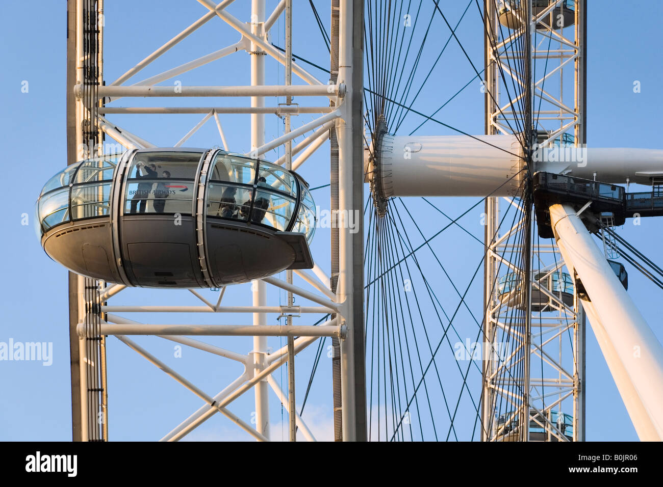 Pods of london eye close up hi-res stock photography and images - Alamy