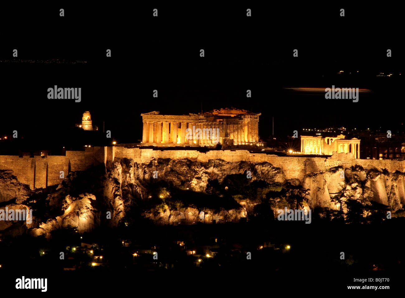 landmark of athens greece parthenon at night horizontal Stock Photo - Alamy