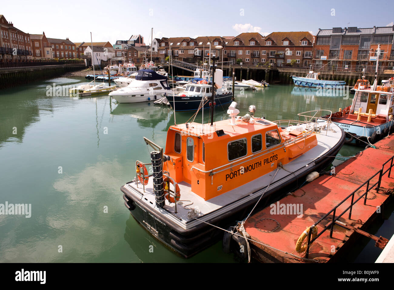 Camber dock portsmouth hi-res stock photography and images - Alamy