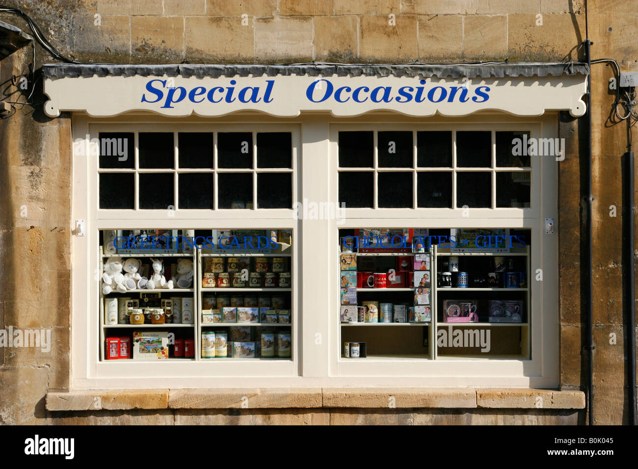Shop front window in Chipping Campden, the Cotswolds, UK Stock Photo ...