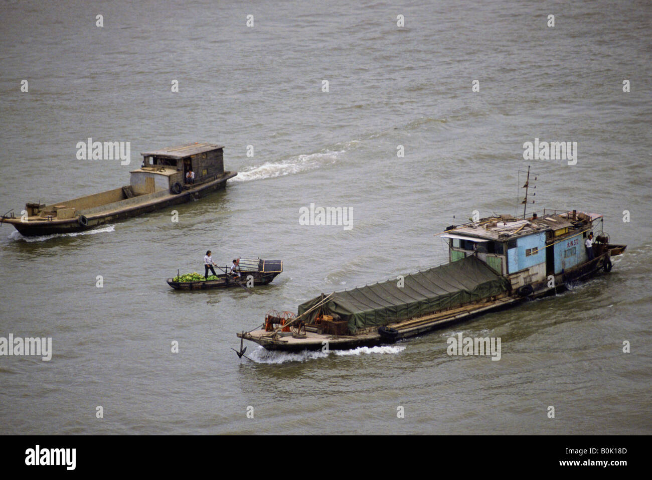 Cargo barges hi-res stock photography and images - Alamy