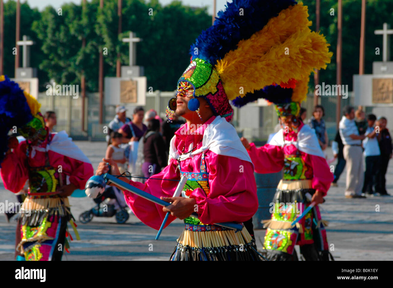 Aztec ancient dance Dancing dances Color Colour Stock Photo - Alamy