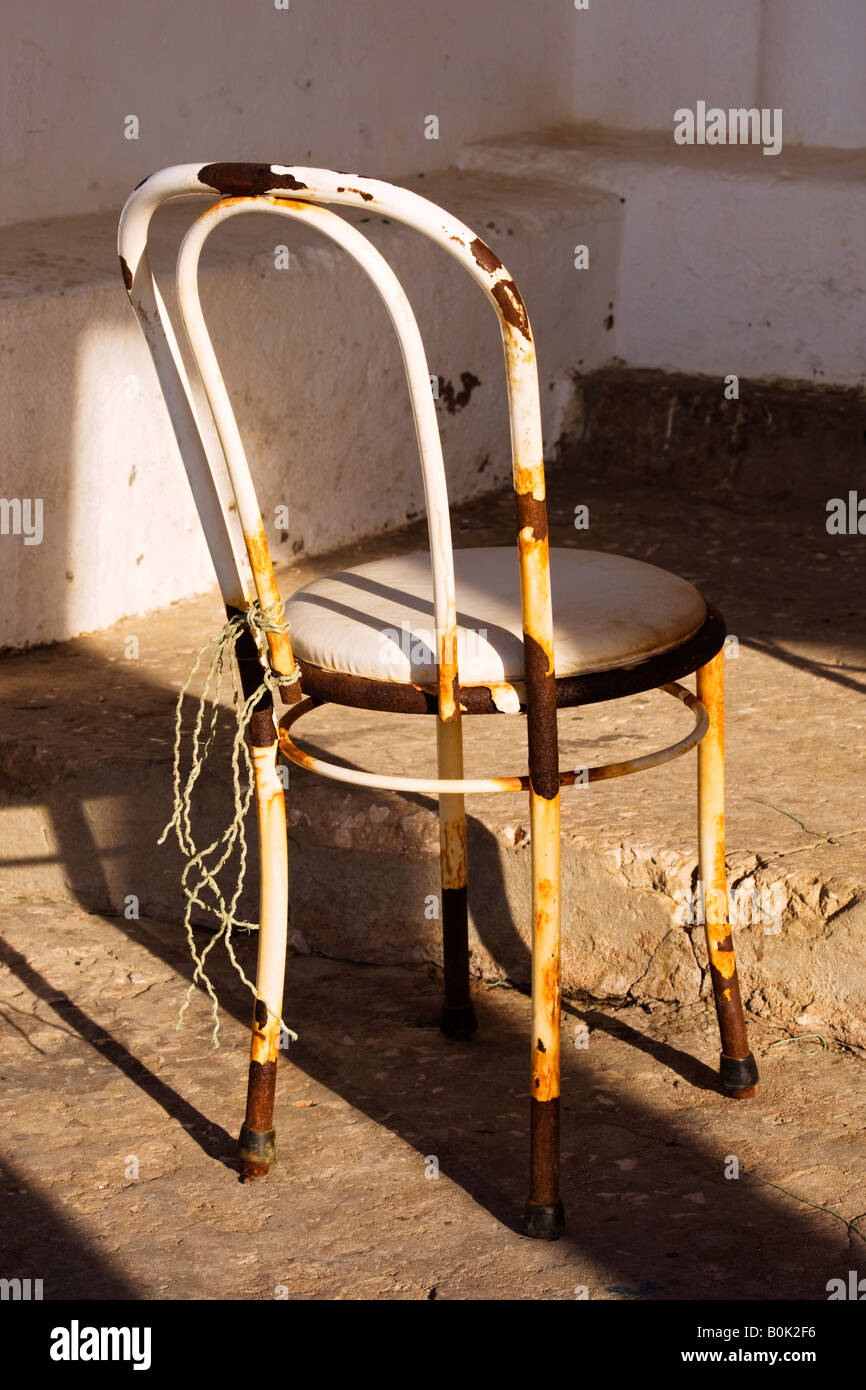 Dilapidated chair hi-res stock photography and images - Alamy