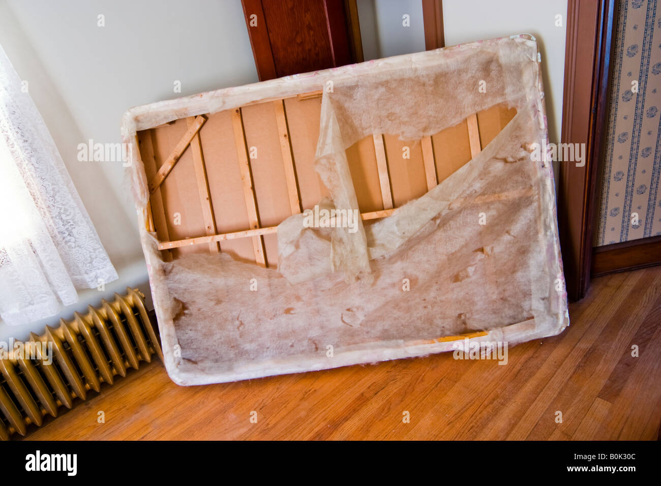Torn box hi-res stock photography and images - Alamy