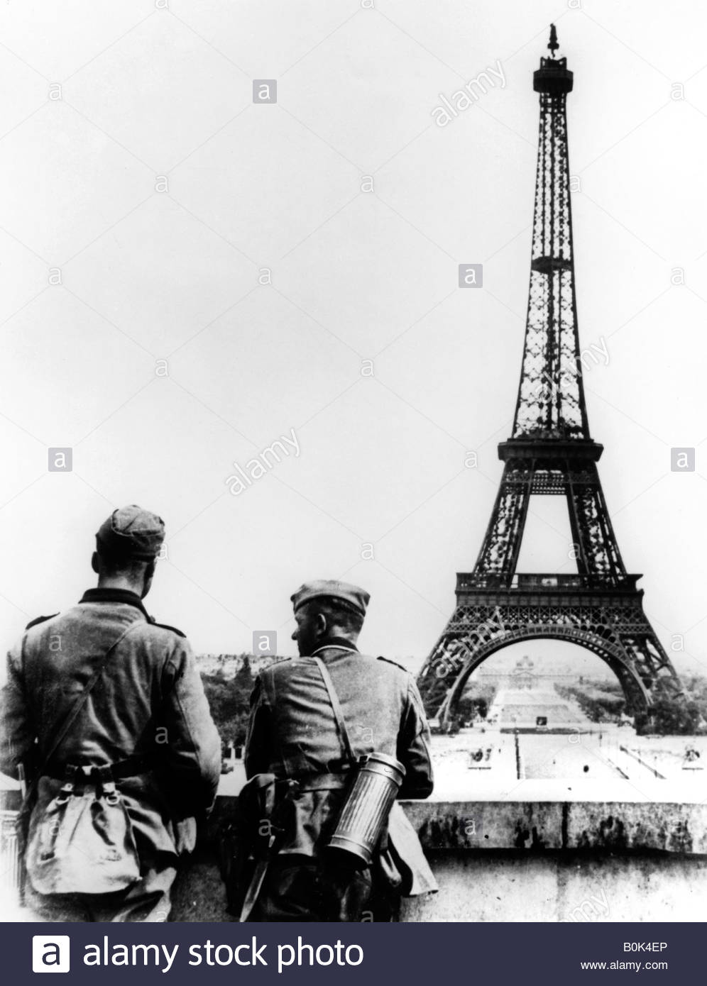 German Soldiers Paris Stock Photos & German Soldiers Paris Stock Images ...