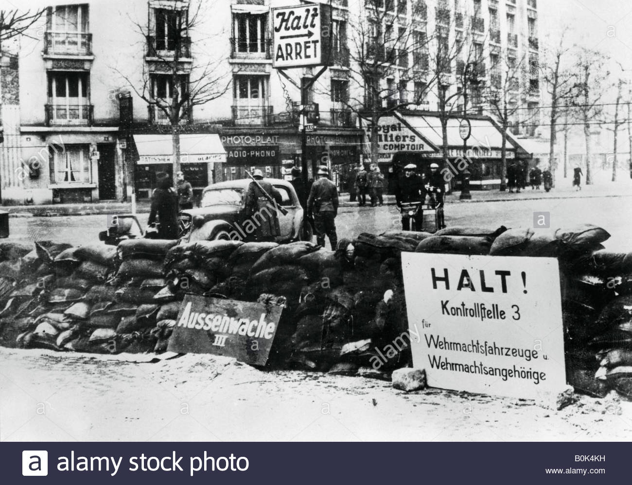 German checkpoint, occupied Paris, 1940-1944 Stock Photo, Royalty Free ...