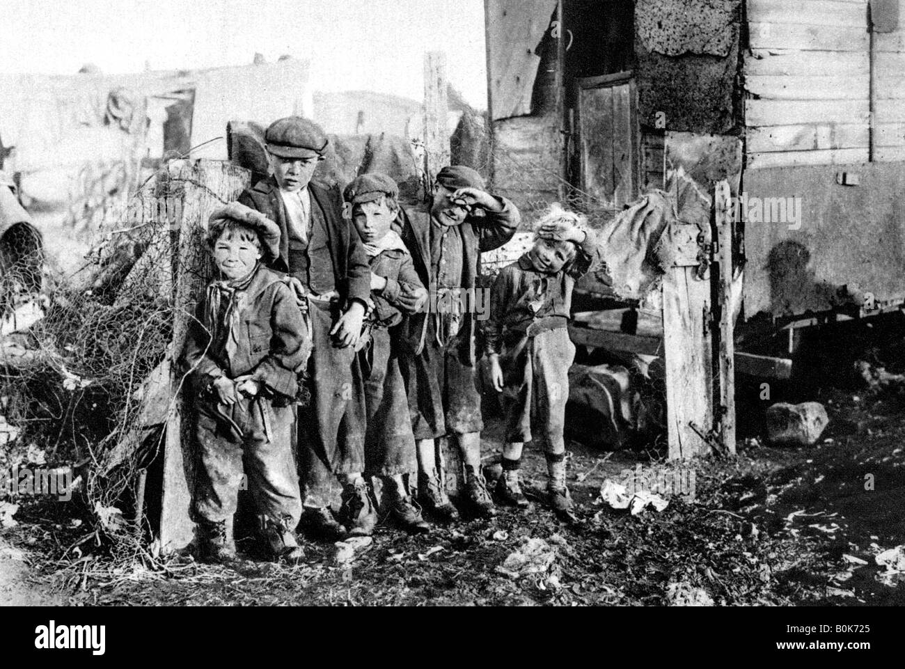 Street urchin hi-res stock photography and images - Alamy