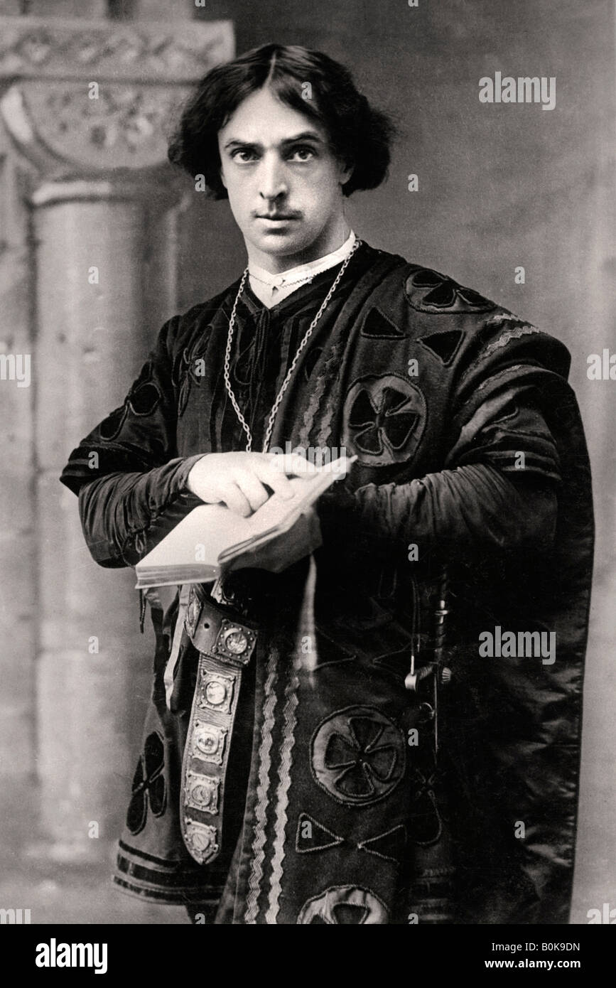 John Martin Harvey (1863-1944), English actor, 1907.Artist: Ellis ...