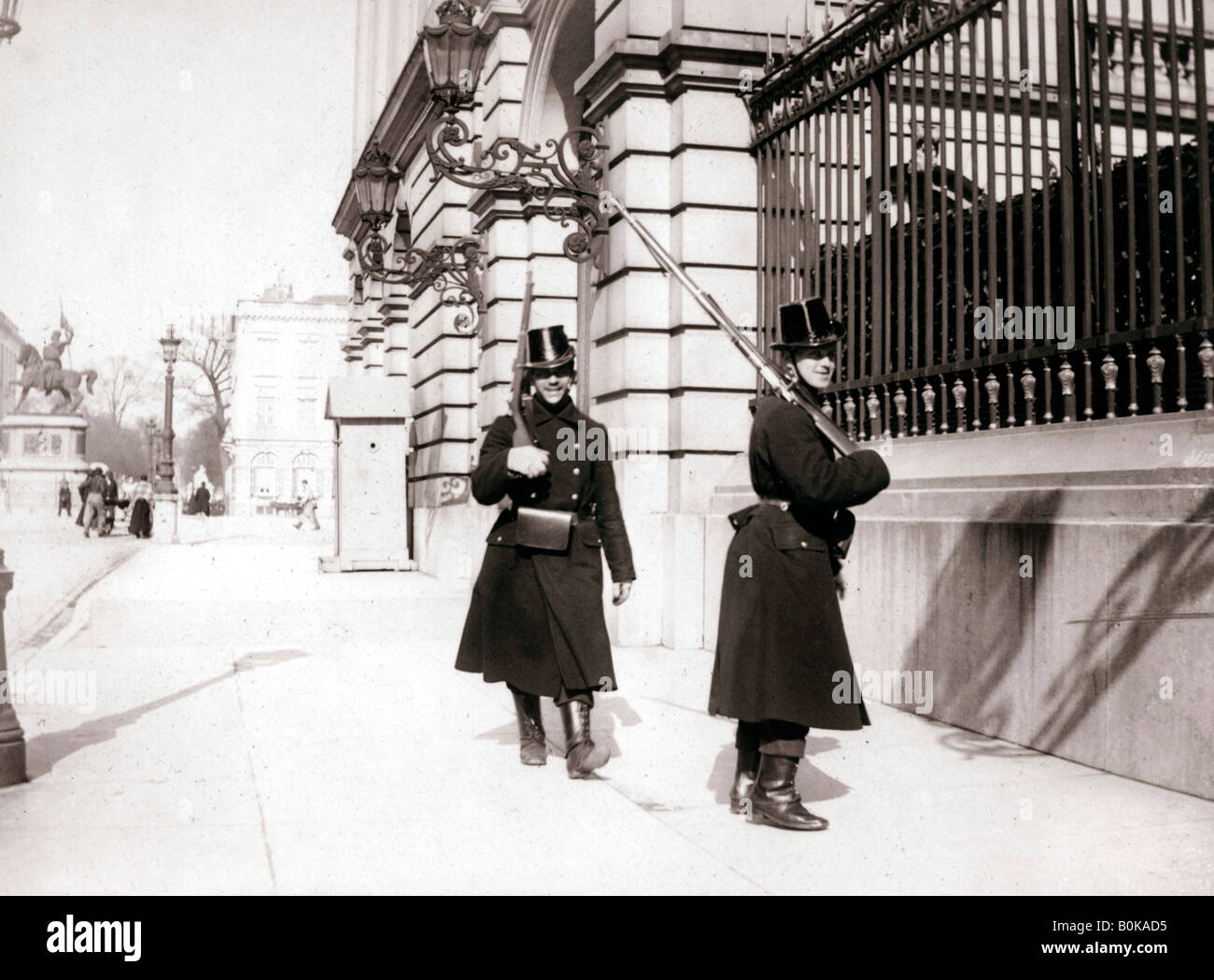 James batkin hi-res stock photography and images - Alamy