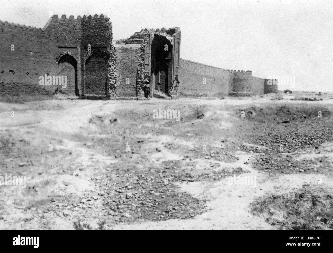 City gate, Samarra, Mesopotamia, 1918. Artist: Unknown Stock Photo - Alamy