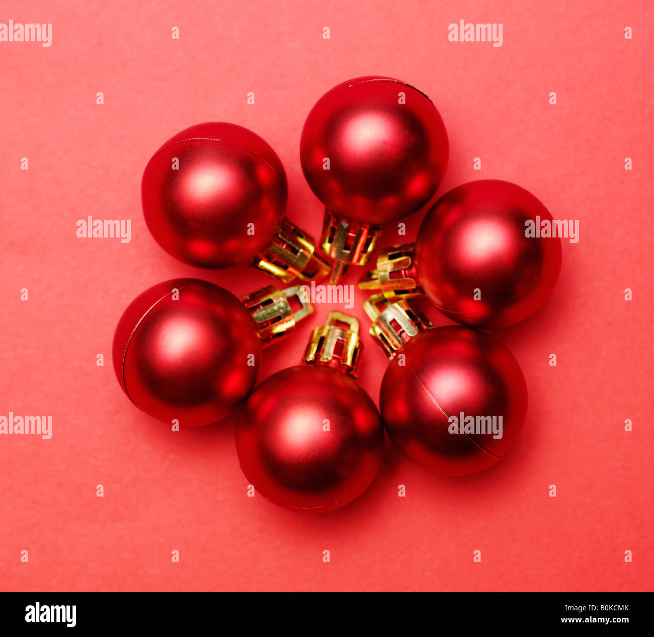 Objects christmas decorations circle hi-res stock photography and ...