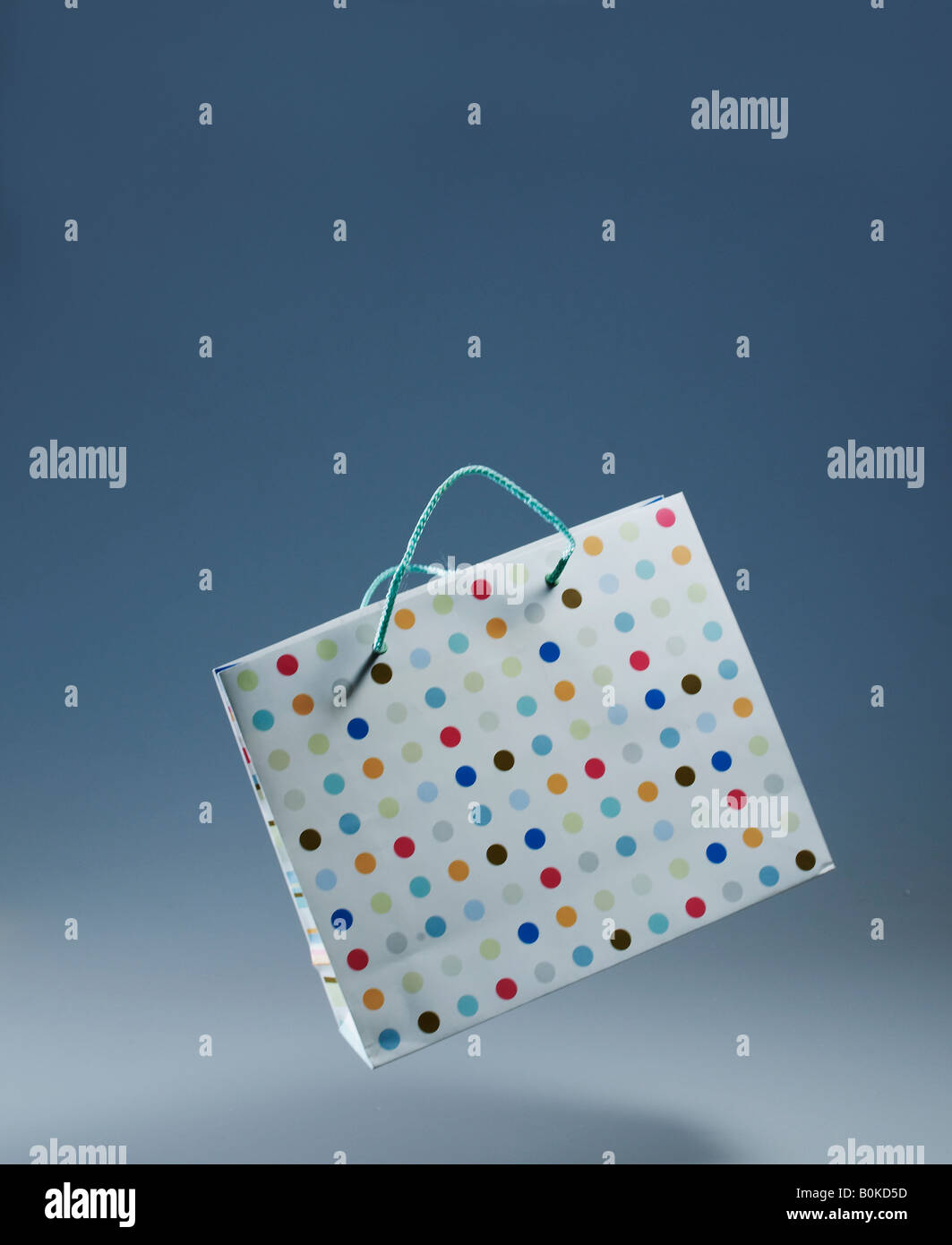 Retail shopping bag Cut Out Stock Images & Pictures - Alamy