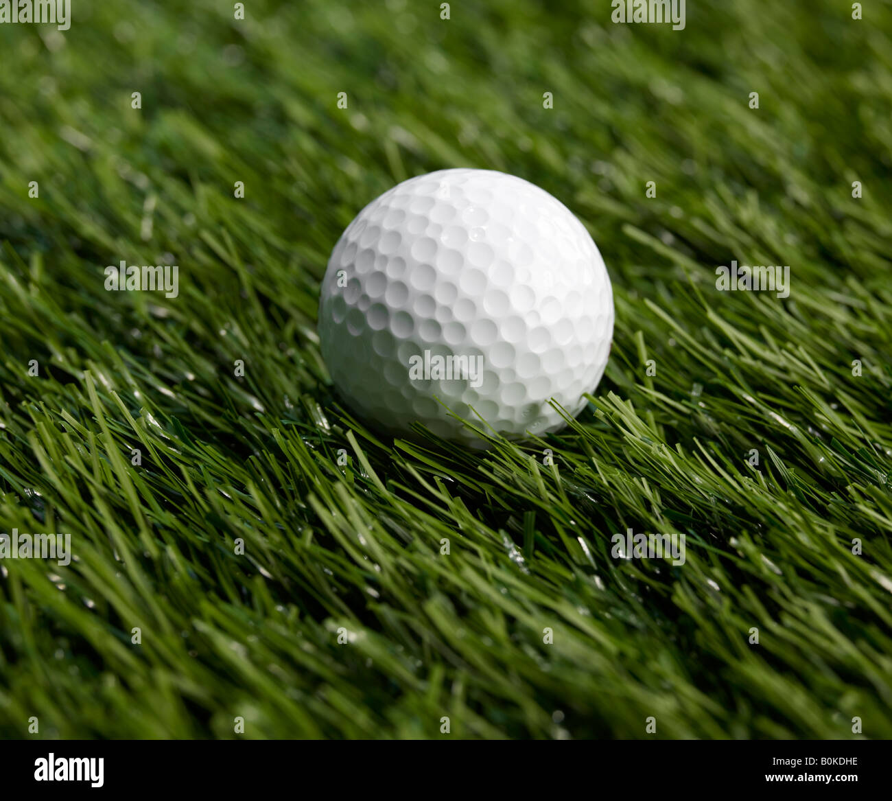 Single Golf Ball Stock Photo - Alamy