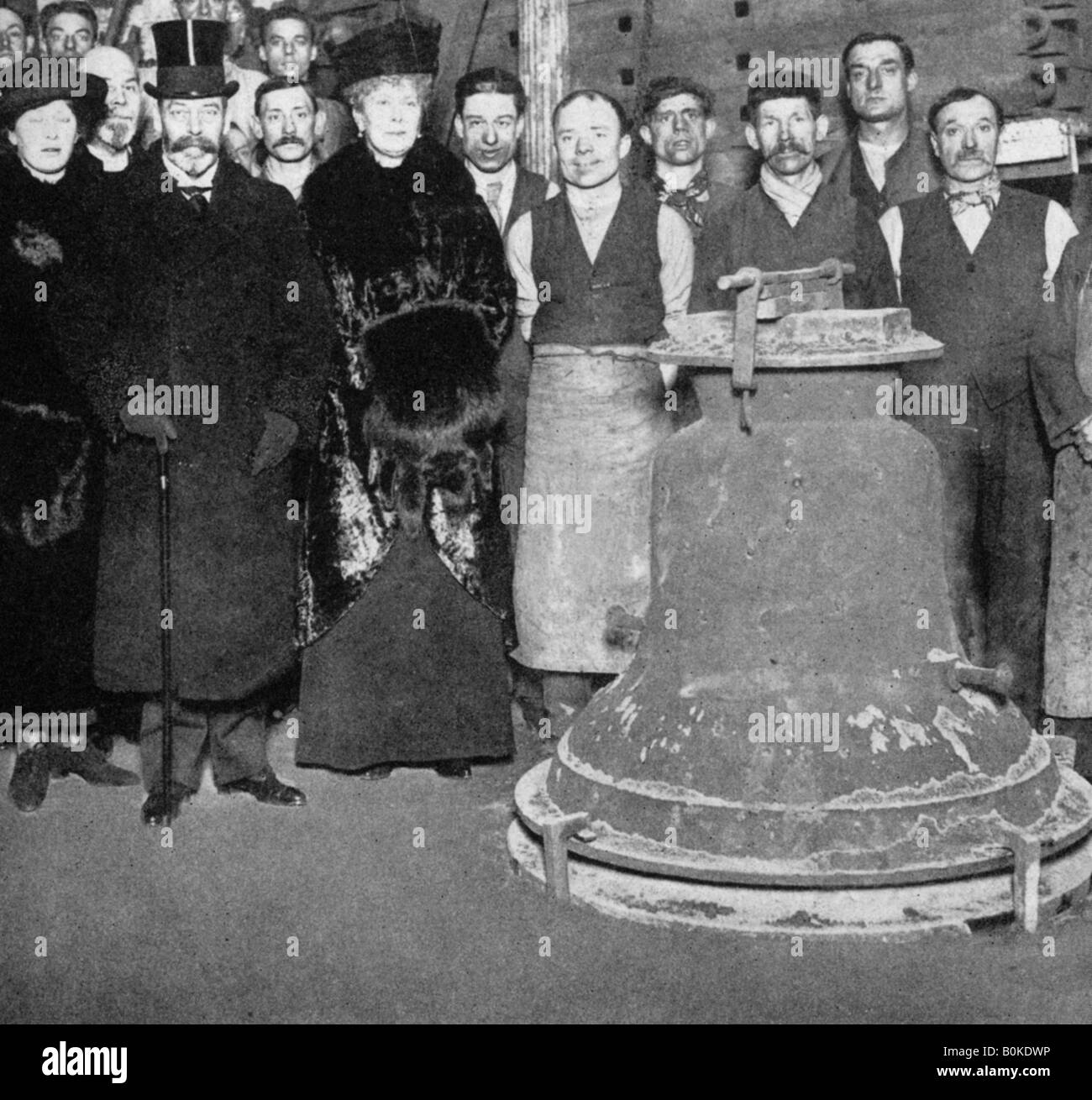 Victory bell westminster abbey hi-res stock photography and images - Alamy