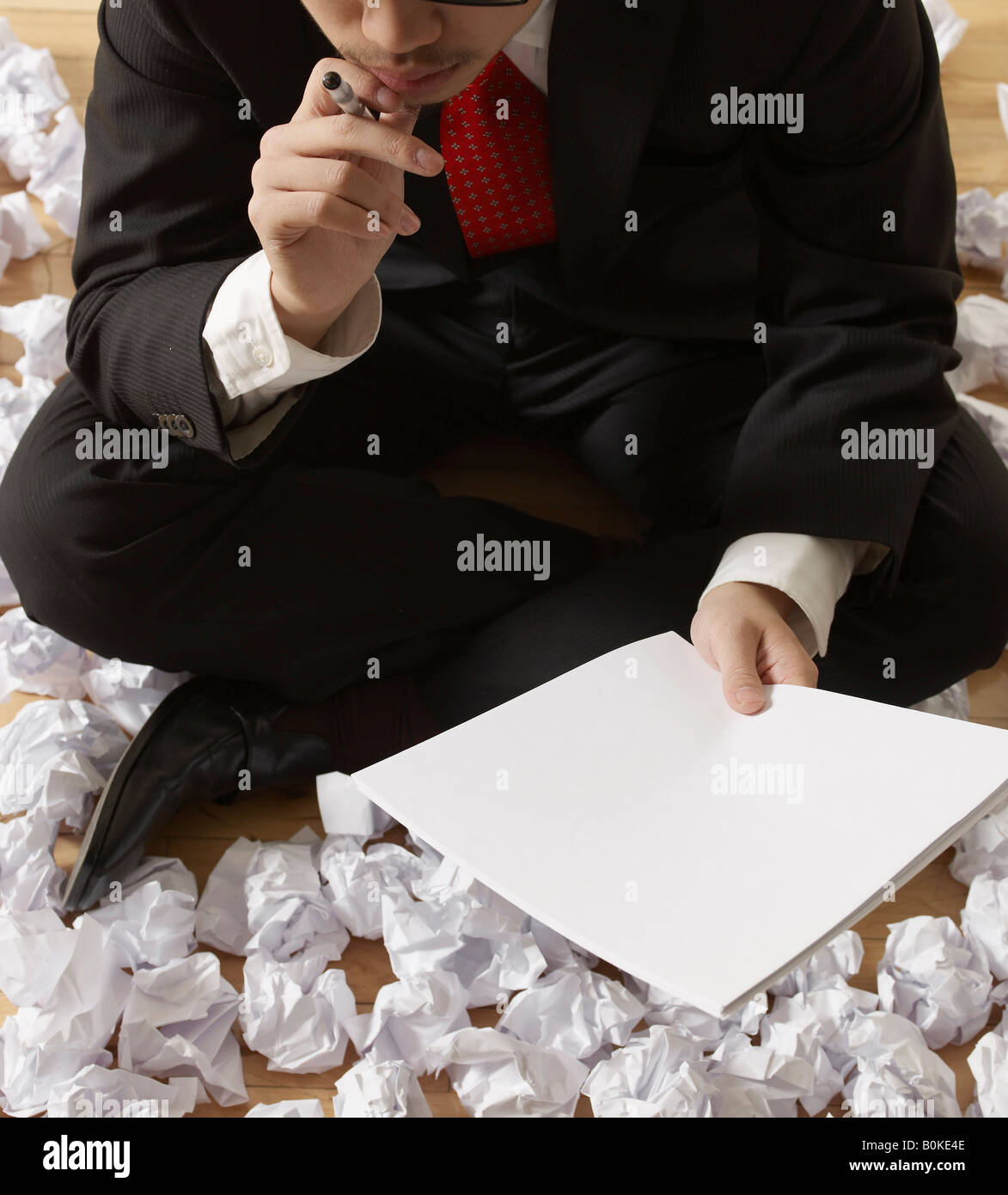 Crumpled paper hi-res stock photography and images - Alamy