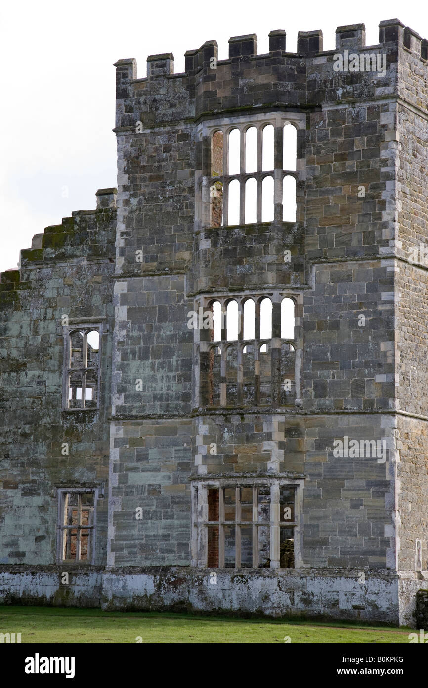 Ruins historical heritage ancient abandoned midhurst castellated tower ...