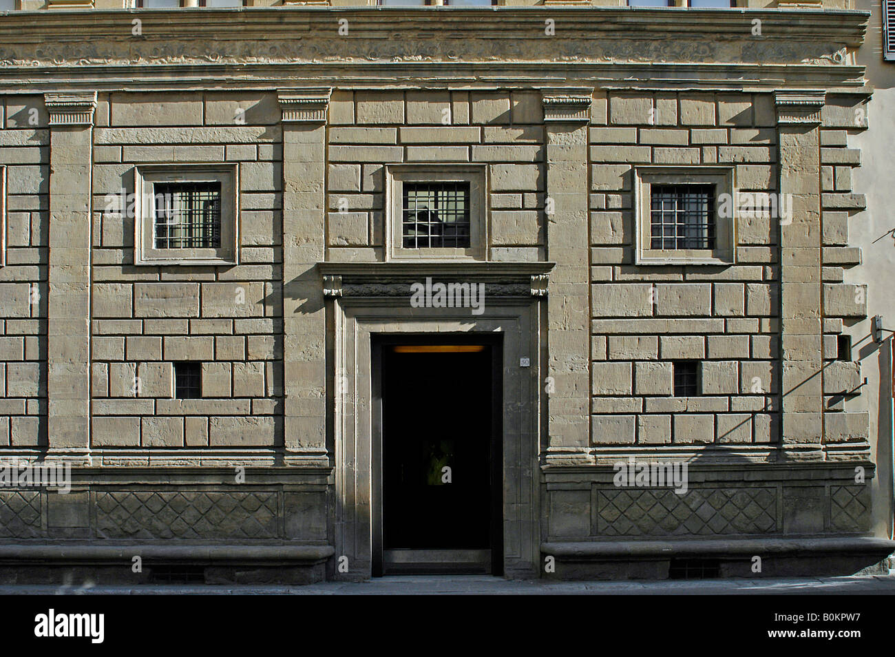 Leon Battista Alberti palais Rucellai architecture Stock Photo - Alamy