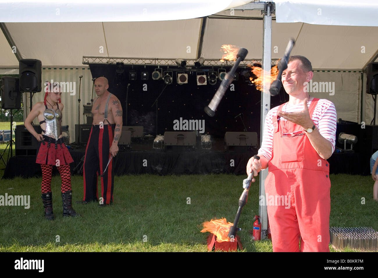 Flame thrower hi-res stock photography and images - Alamy