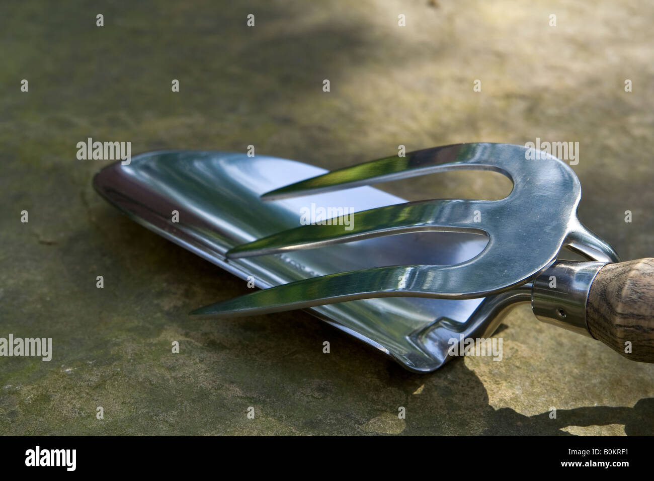 Hand trowel fork hi-res stock photography and images - Alamy