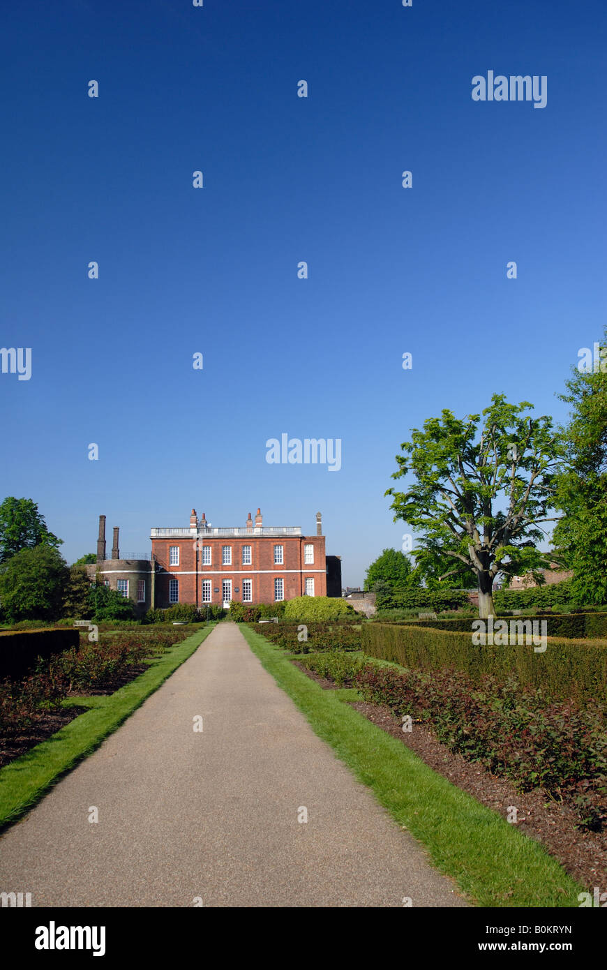 The rear of Ranger's House (Home of The Wernher Collection) in ...