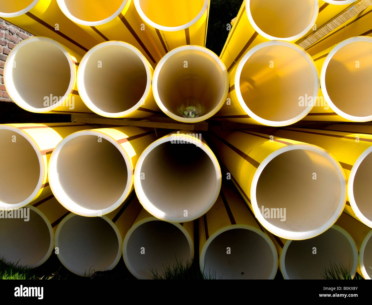 Yellow piping hi-res stock photography and images - Alamy