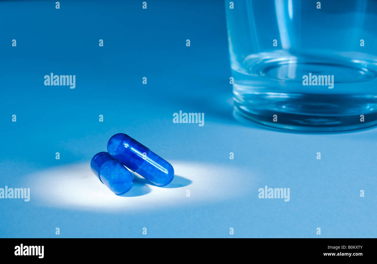 Daily drug use hi-res stock photography and images - Alamy