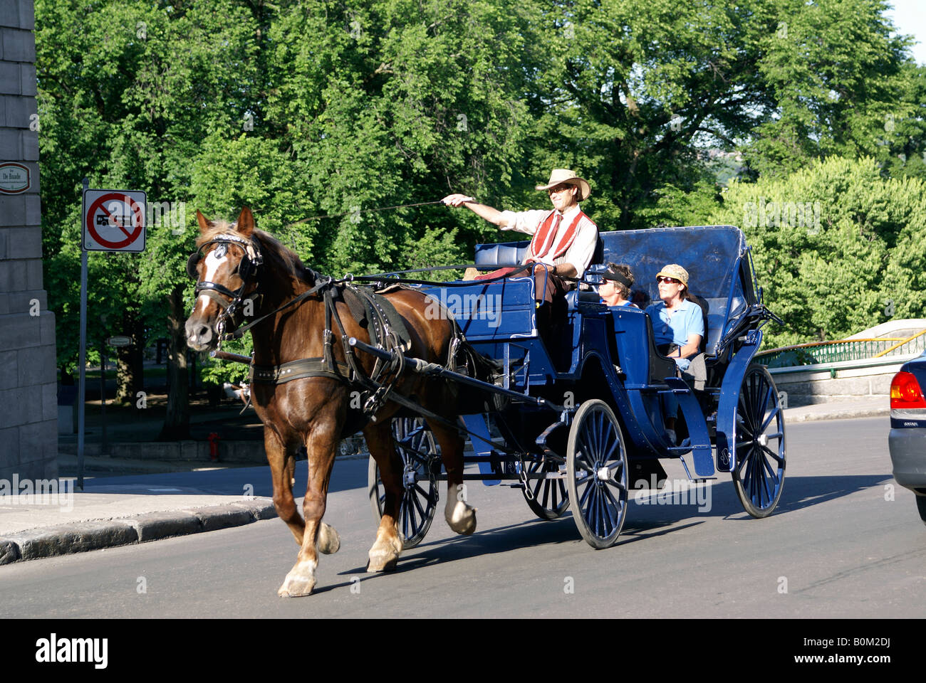 horse-drawn carriages Quebec City Canada Stock Photo - Alamy