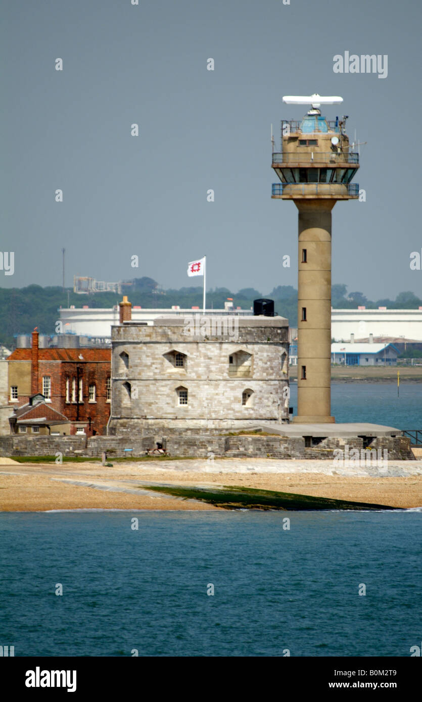 Coastguard tower calshot castle hi-res stock photography and images - Alamy
