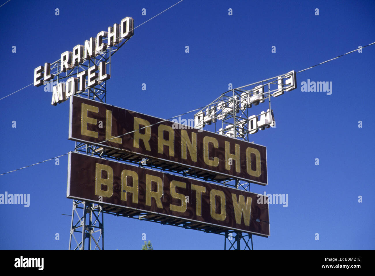 Barstow. Large roadside motel advertising sign. El Rancho Stock Photo ...