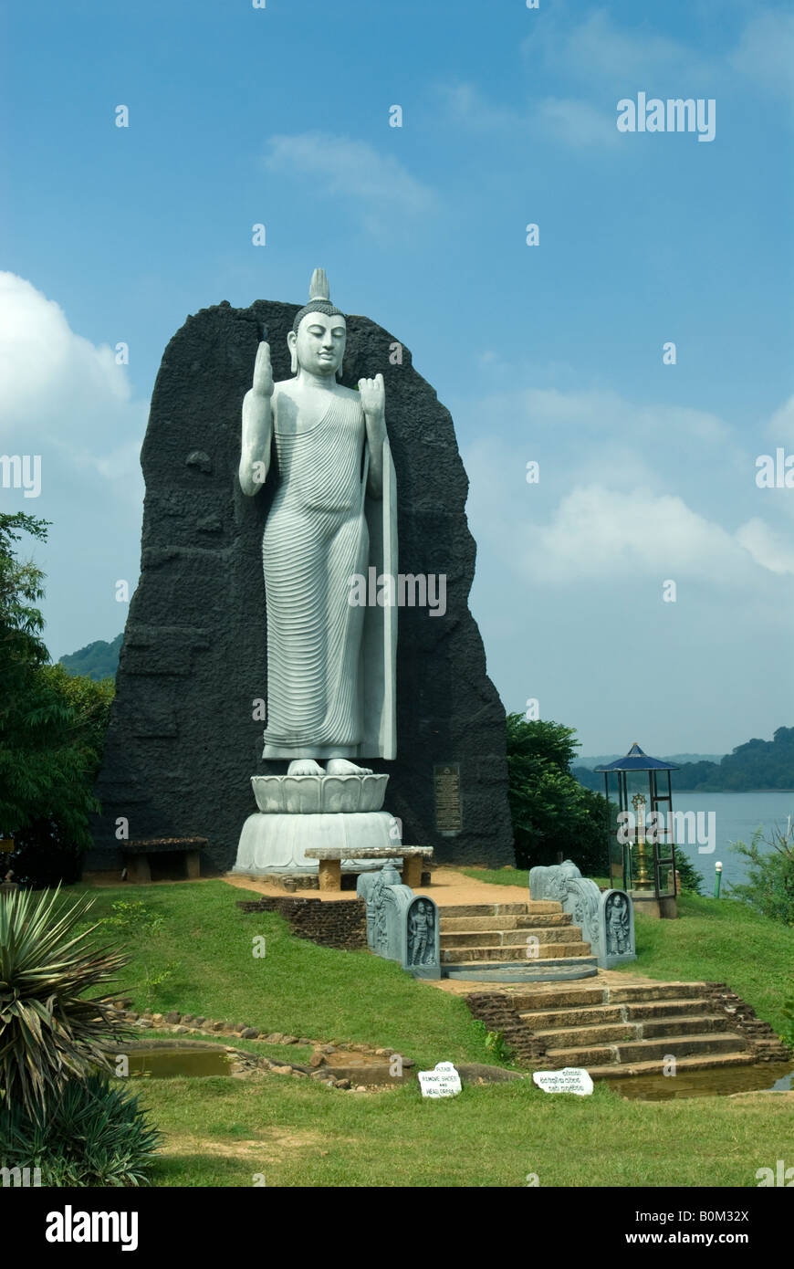 Buddha shrine at Giritale,Sri Lanka Stock Photo - Alamy
