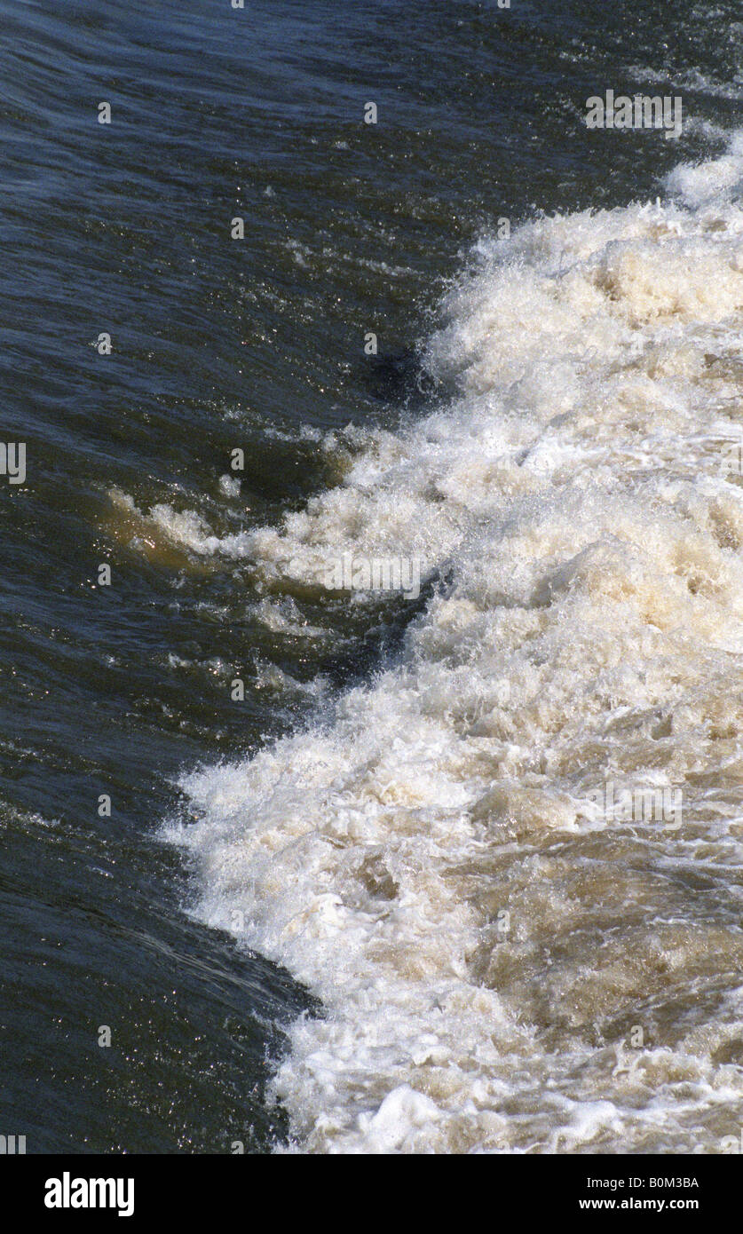 Chester weir hi-res stock photography and images - Alamy