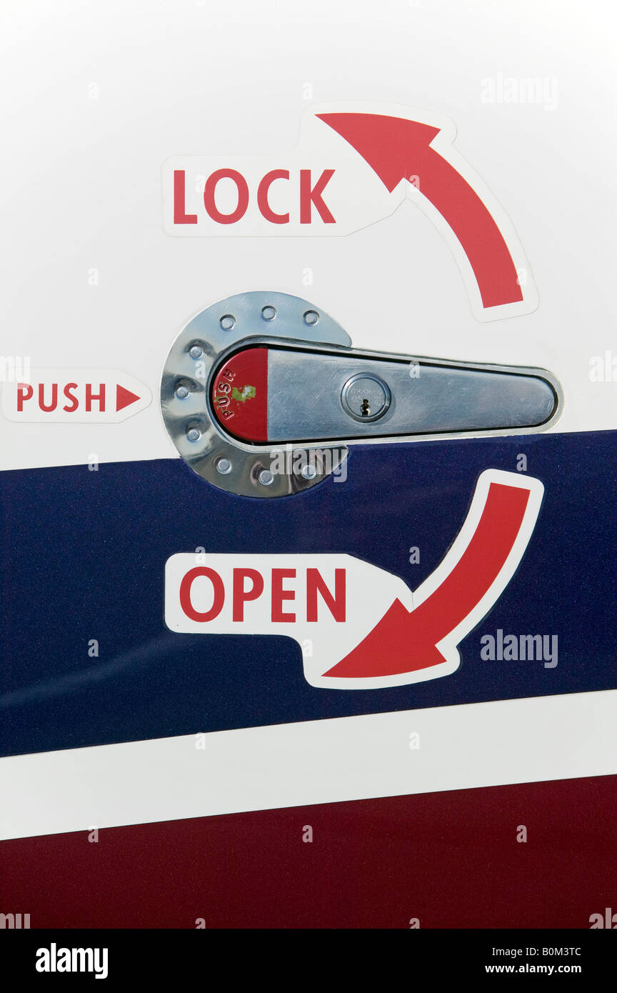 King Air open lock push latch cabin latch aircraft arrows locking ...