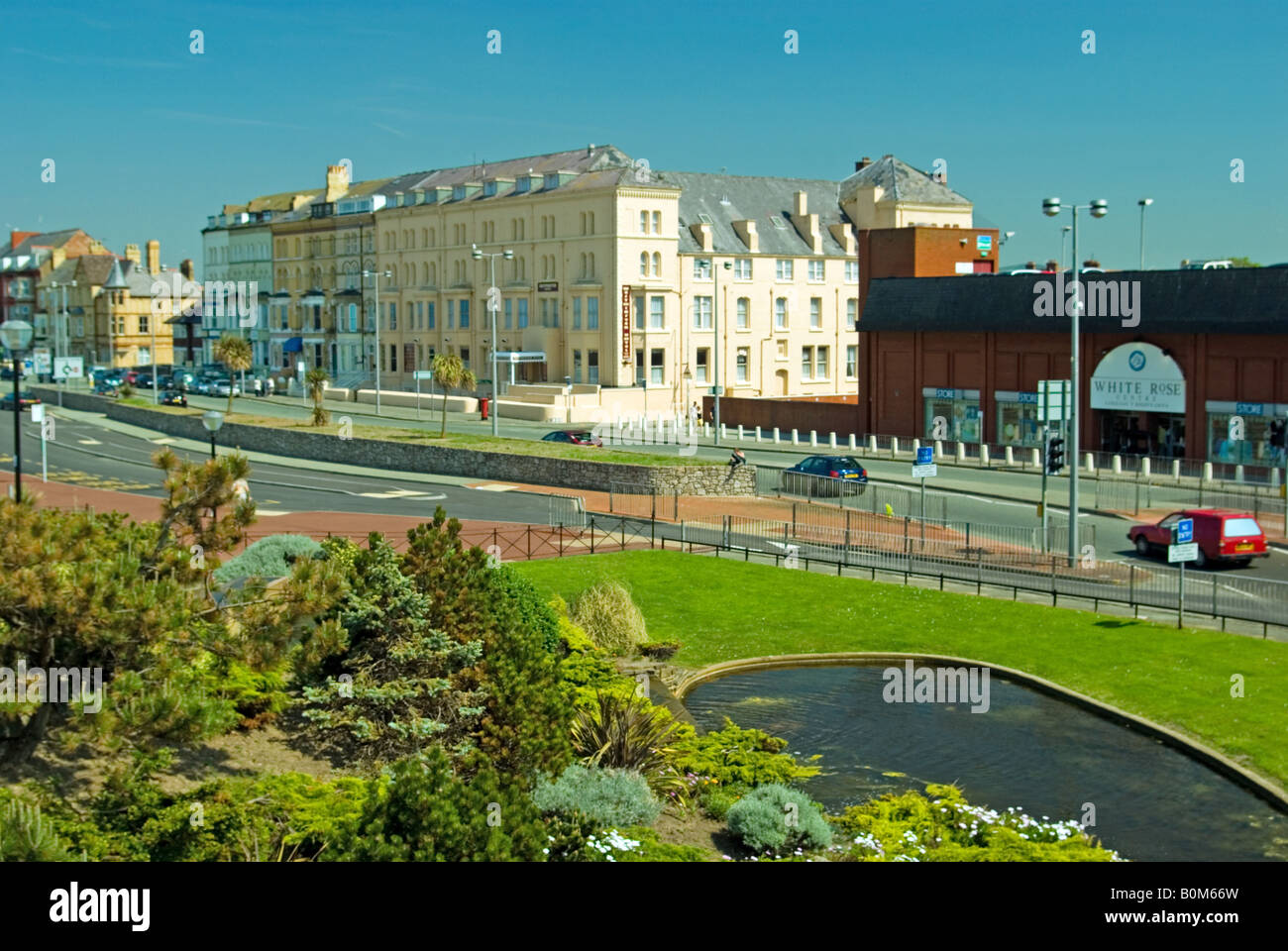 Rhyl seafront hi-res stock photography and images - Alamy
