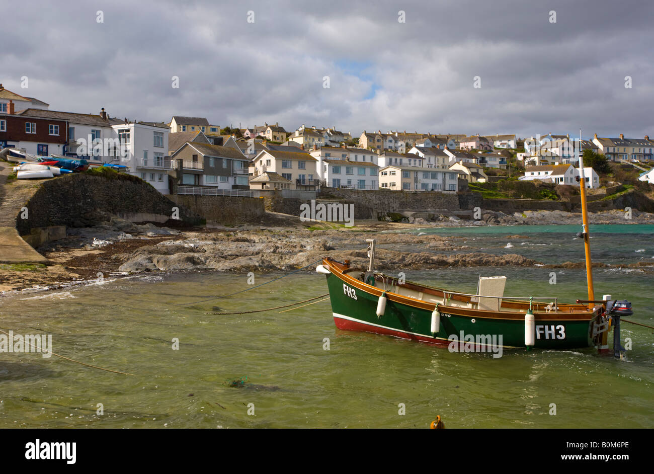 Ports in cornwall hi-res stock photography and images - Alamy