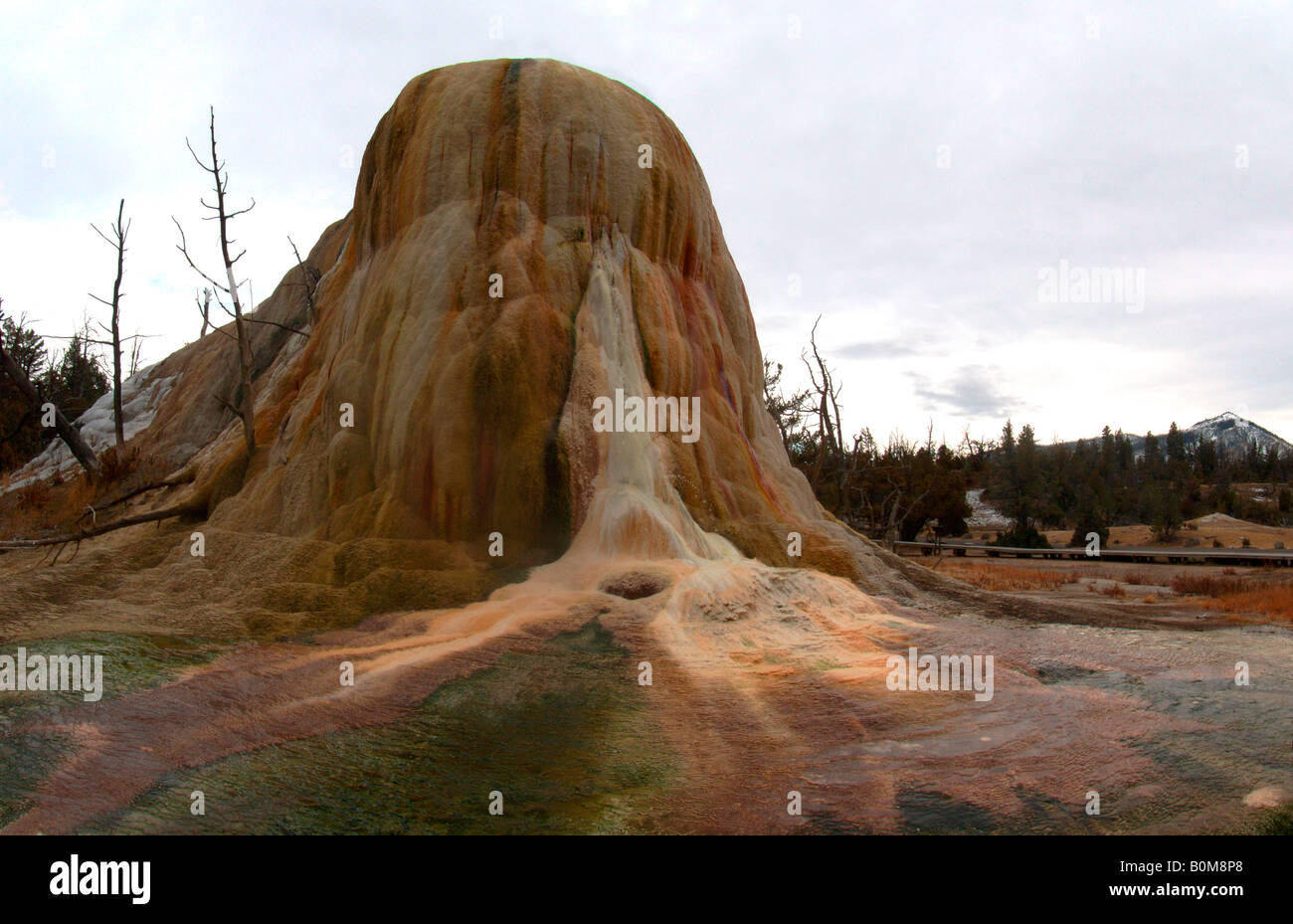 Attractions in yellowstone national park hi-res stock photography and ...