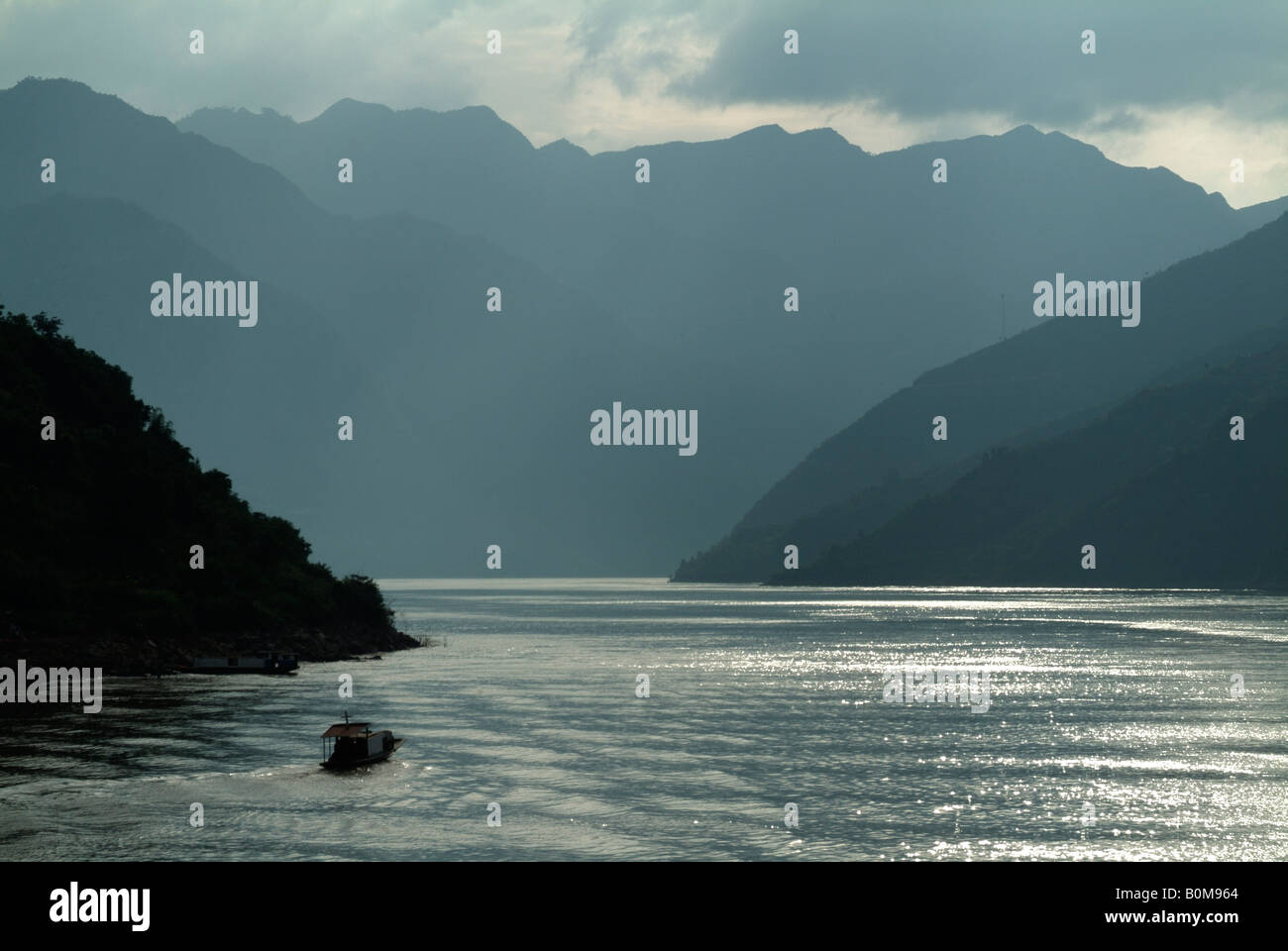 Three River gorges, Yangtze River, China Stock Photo - Alamy