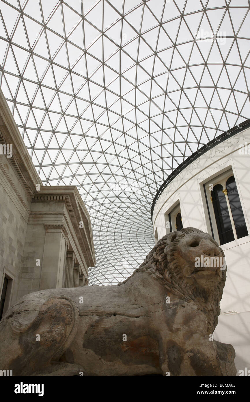 British Museum Courtyard London UK Stock Photo - Alamy