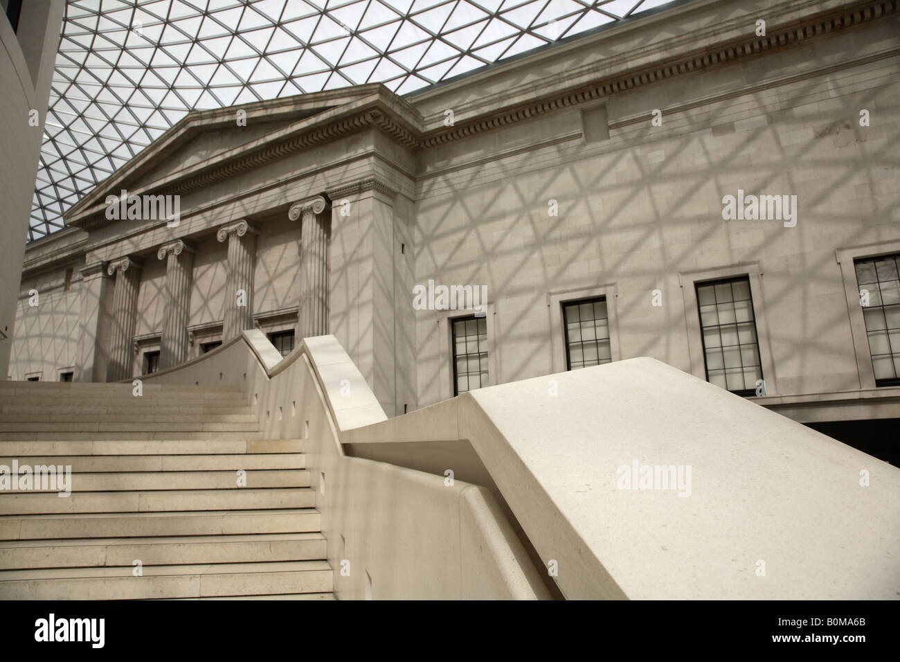 British Museum Courtyard London UK Stock Photo - Alamy