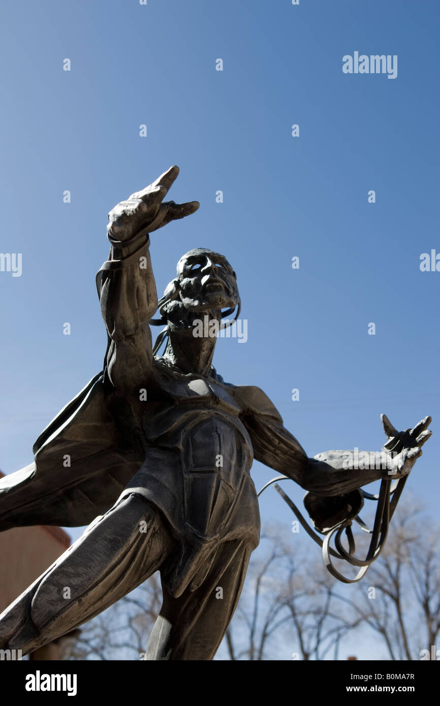 Canyon road bronze statue hi-res stock photography and images - Alamy