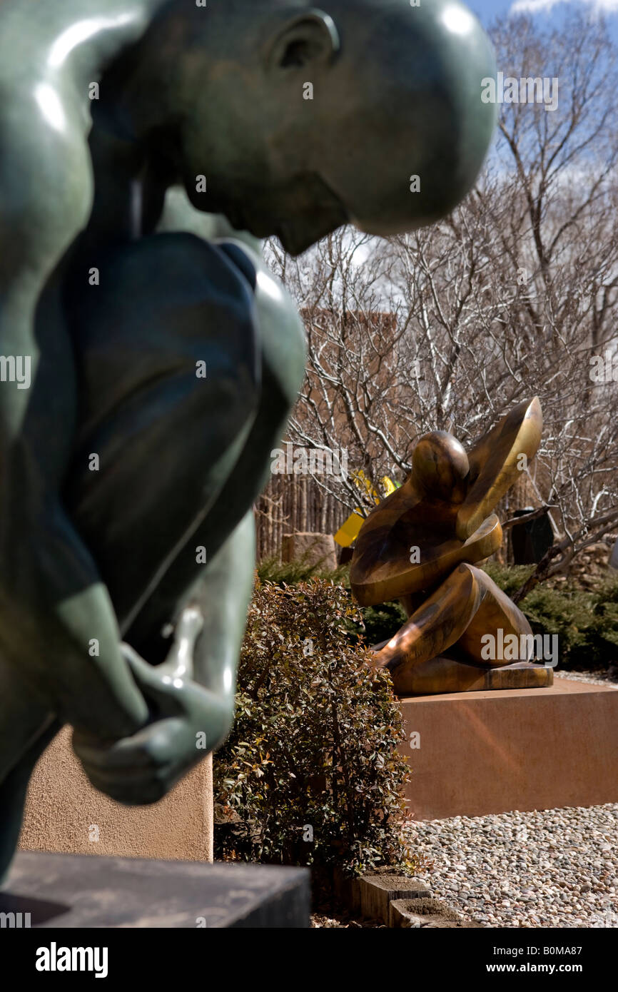 Canyon road bronze statue hi-res stock photography and images - Alamy