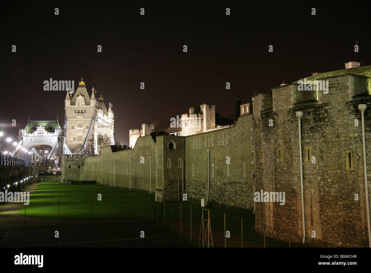 City of London, England. Night view of the east walls of the Tower of ...