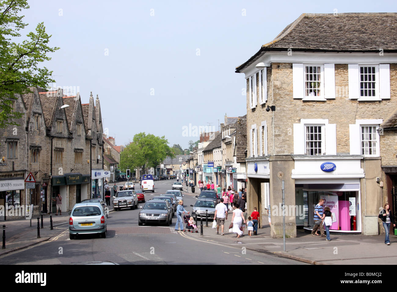 Corn Street Witney Oxfordshire UK Stock Photo - Alamy